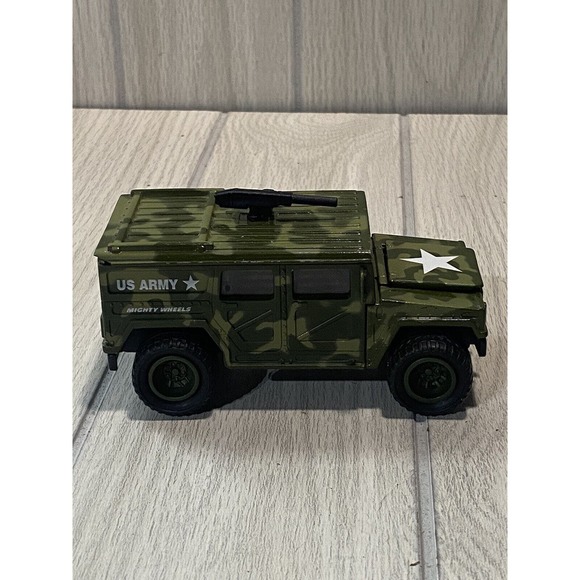 Soma | Toys | Us Army 998 Mighty Wheels Humvee Diecast 143 Soma Green ...
